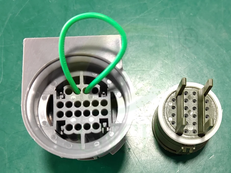 20 Ways Connector for Allison LCT and GM 4T65-E -01-19 GM Duramax ...