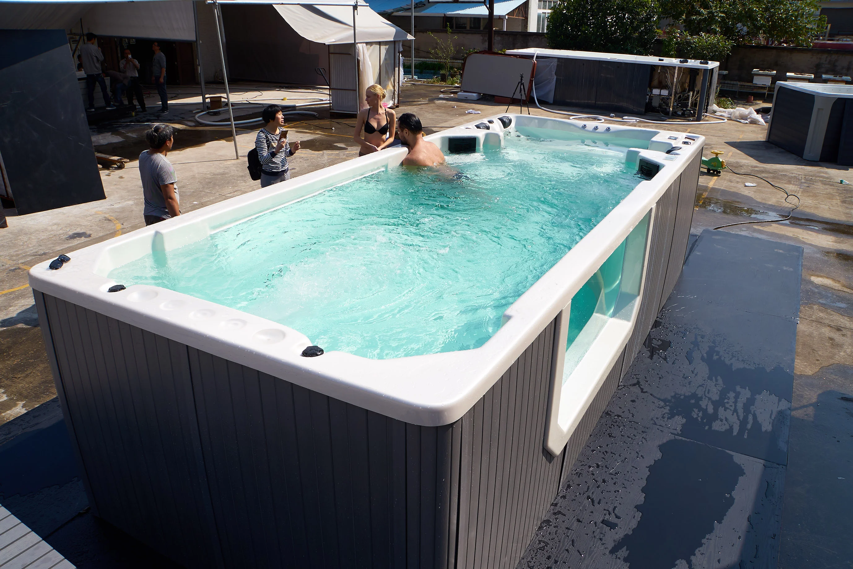 5.8 M Endless Pool - Luxury Outdoor Hot Tub Spa Experience