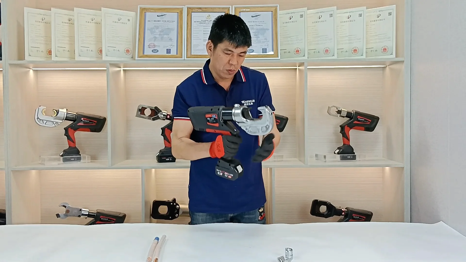 Hewlee Hl-400b 16-400sqmm Cordless Battery Powered Operated Hydraulic ...