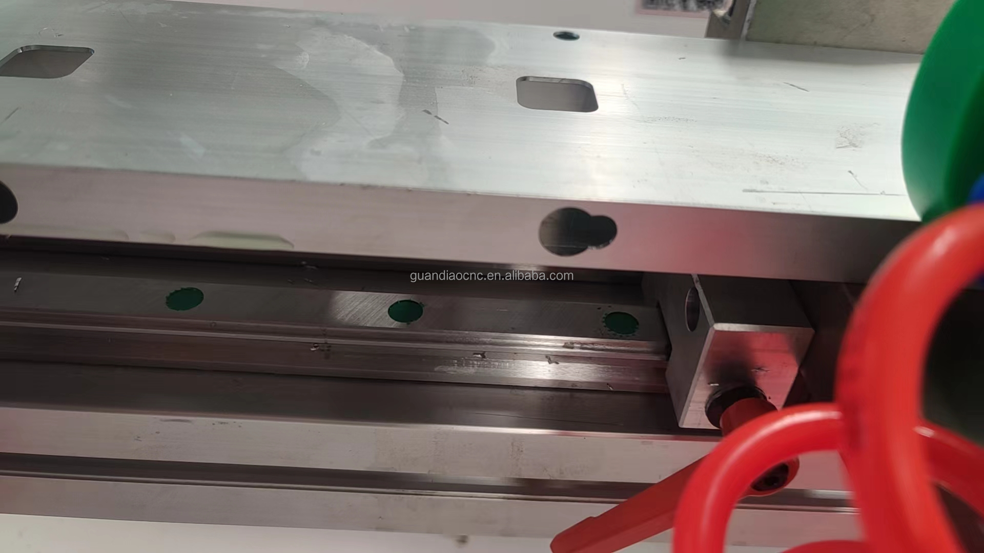700mm Work Stroke Industrial Aluminum Heavy Duty CNC Machining Center ...