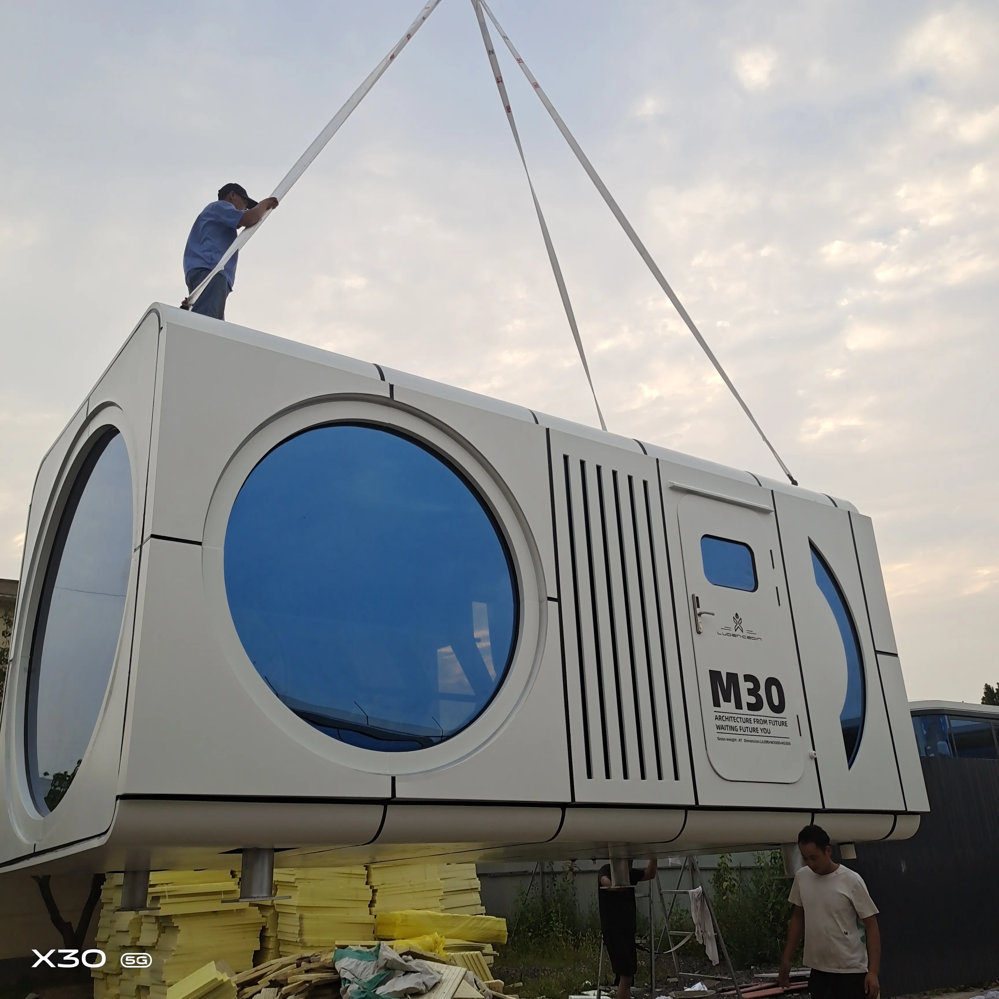 Small Kit Homes Volferda Capsule House - Portable Glamping Pod for ...