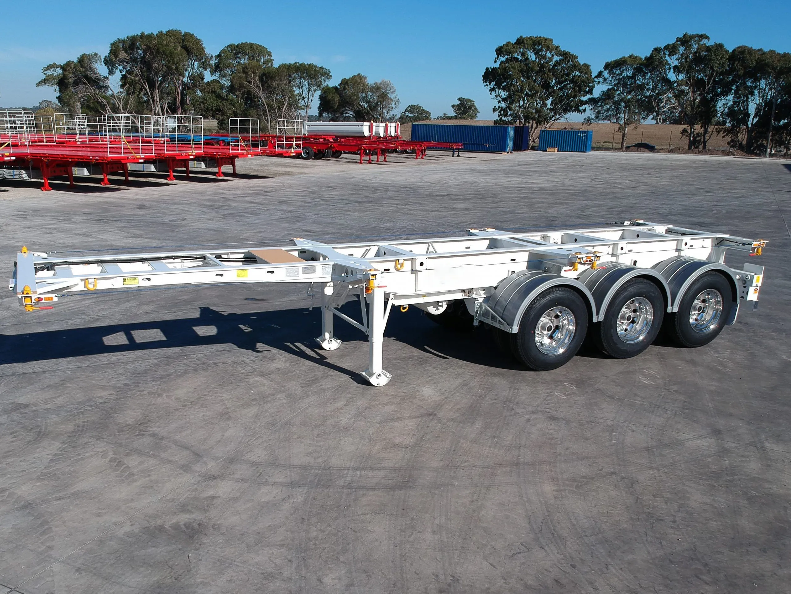 Best Price 40ft Flatbed 3 Axle Semi-trailer Truck 36000 Litres Fuel ...