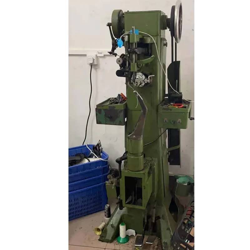 Leather Shoe Outsole Stitching Machine - Semi-automatic