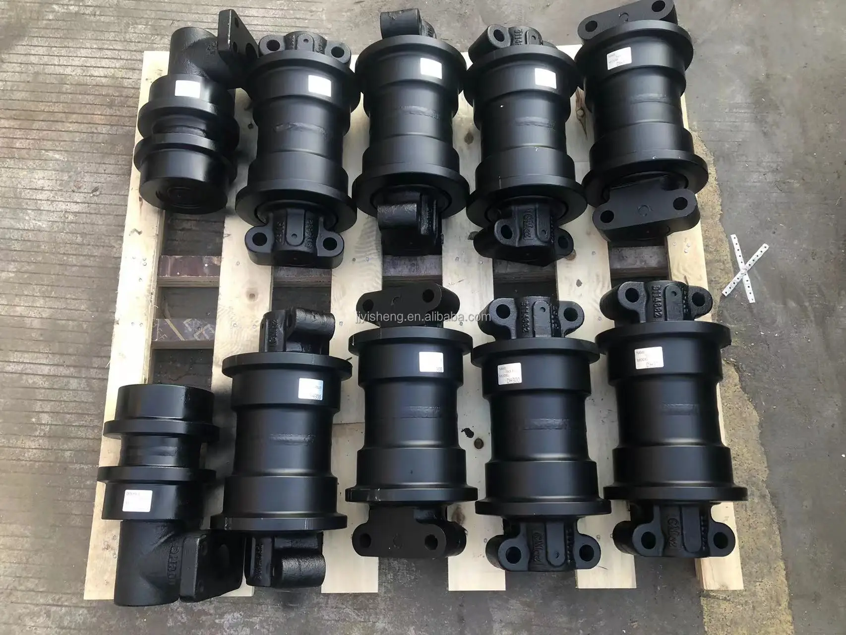 Doosan Dx225lc Track Bottom Excavator Lower Roller - Buy Excavator ...