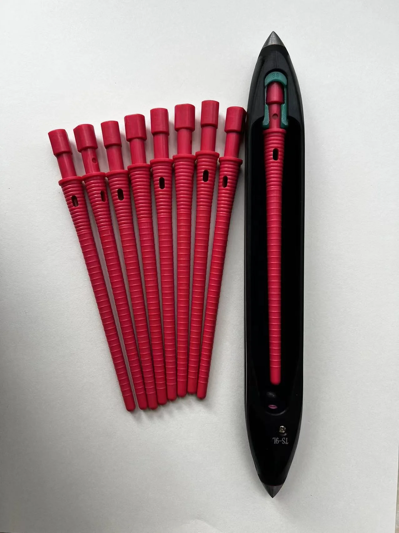 Alibaba.com: Nylon Plastic Shuttle in different sizes for shuttle loom ...