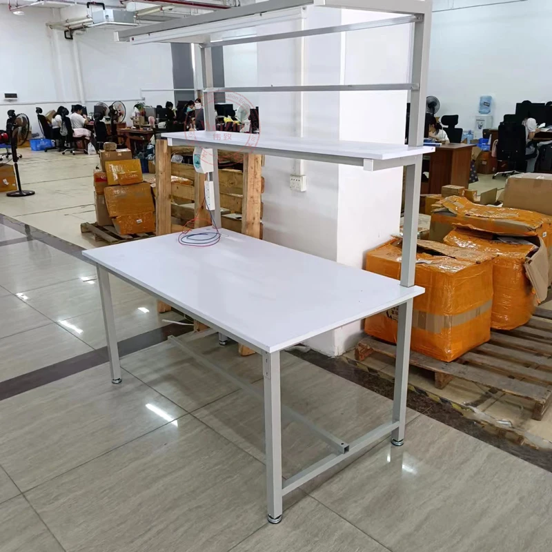 Commercial Laboratory Table - Atelier Metal Inspection