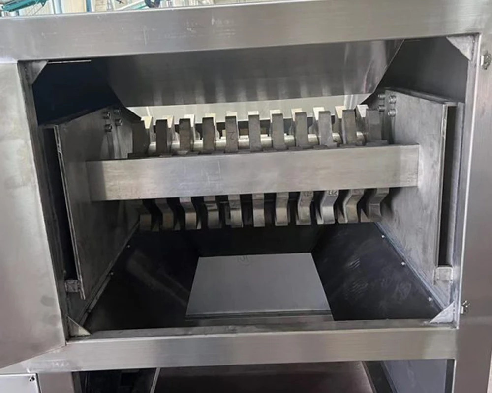 Industrial Beef Buffalo Cattle Bone and Meat Grinder Crusher Grinding ...