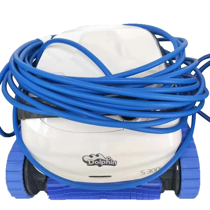 Dolphin M200 PLUS - Efficient Pool Cleaning Solutions