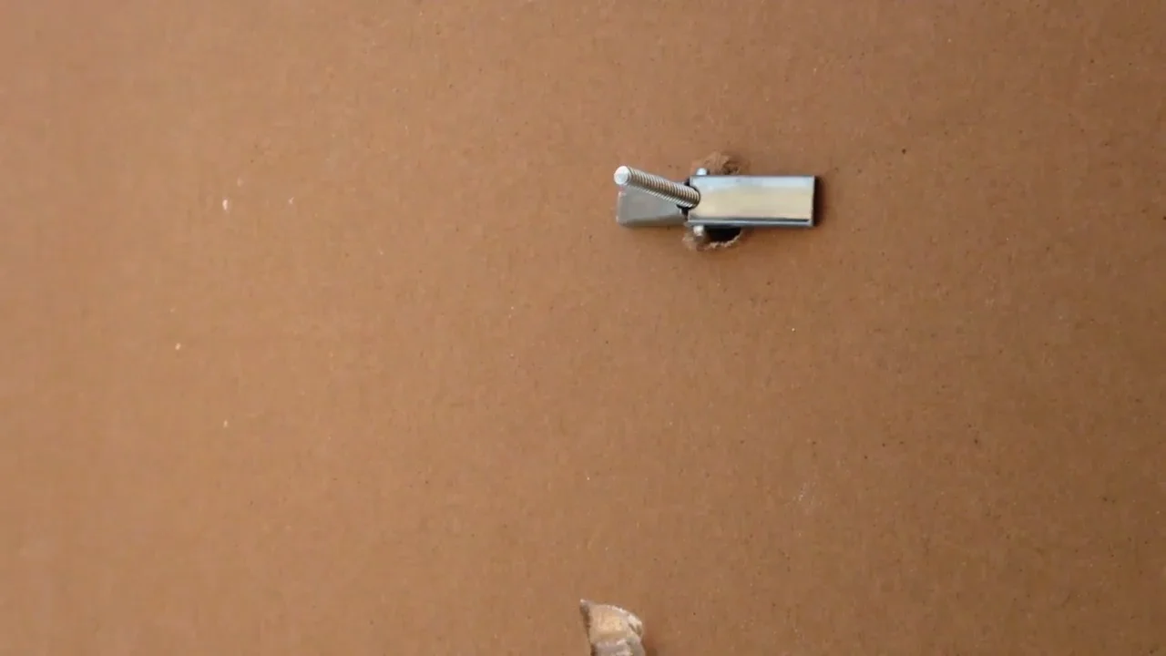 Spring Toggle Fixings Plasterboard Fixing Hollow Cavity Wall Anchor ...