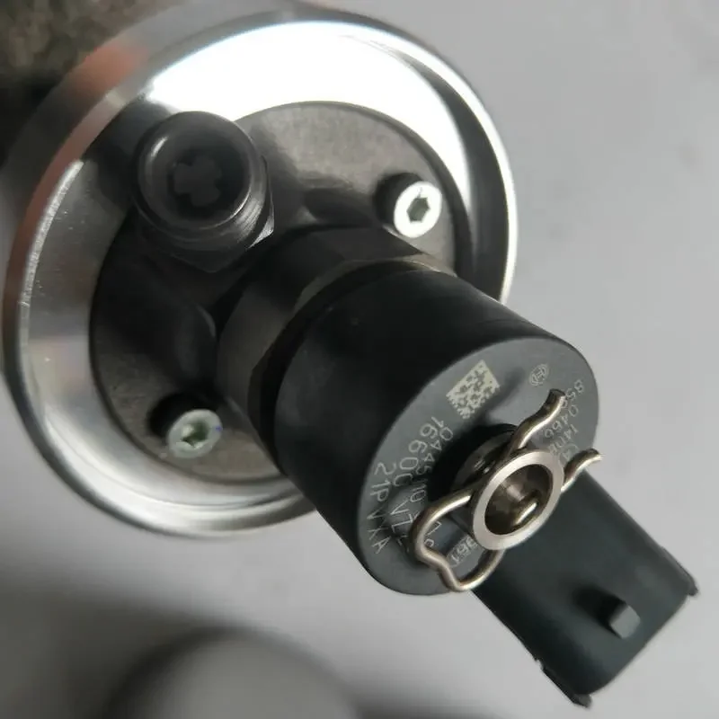 Diesel Injector Nozzle 0445110315 16600vz20a Injector For Nissan Zd30 ...