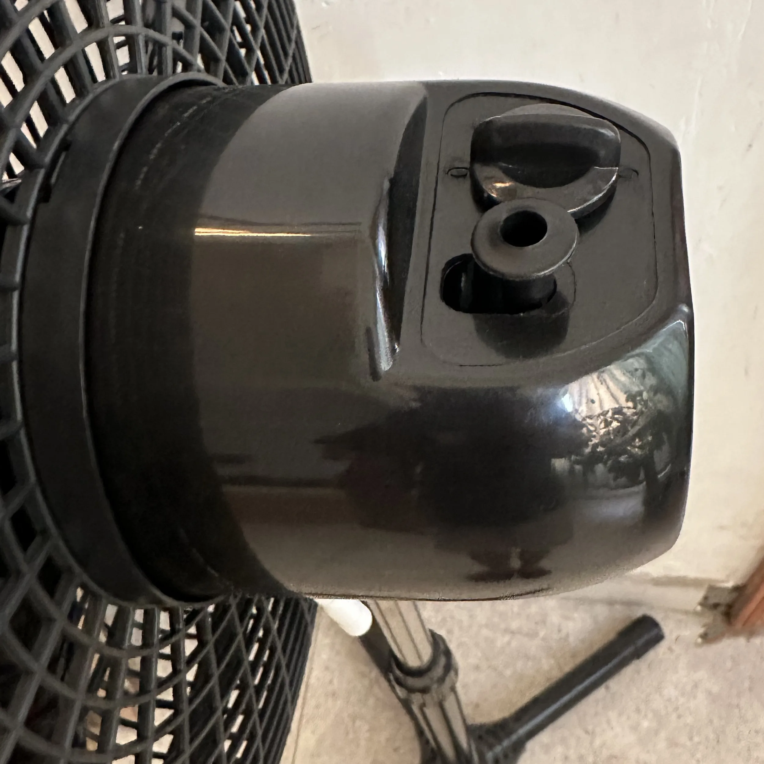 Alibaba.com: 18 Feet' high velocity floor standing ventilator, 12V ...