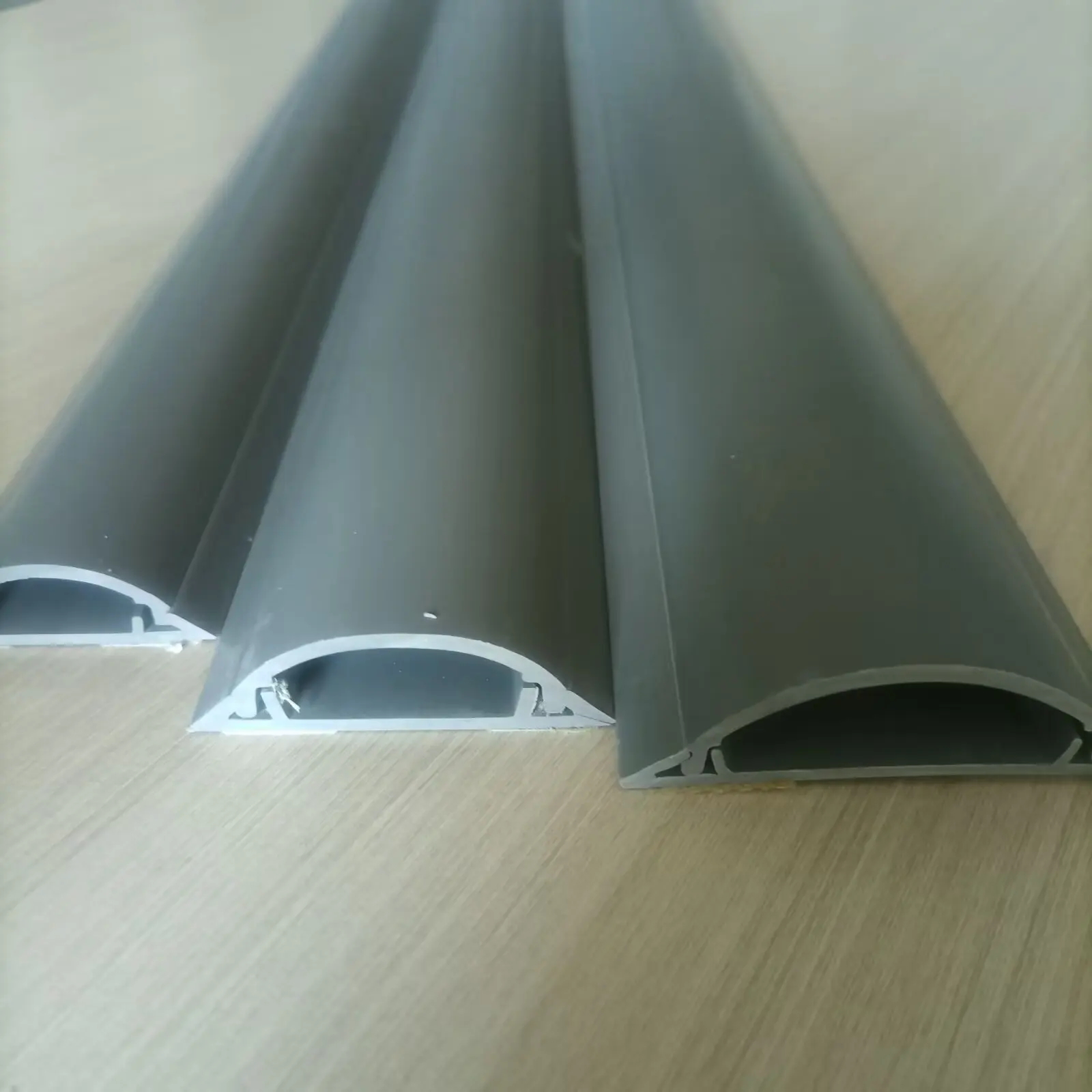 Pvc Arc Trunking Cable Protector For Floor Covering - Oem/odm Available
