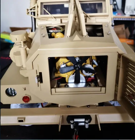 Hengguan TRASPED HG P602 - 1/12 6X6 Explosion Truck RC Model