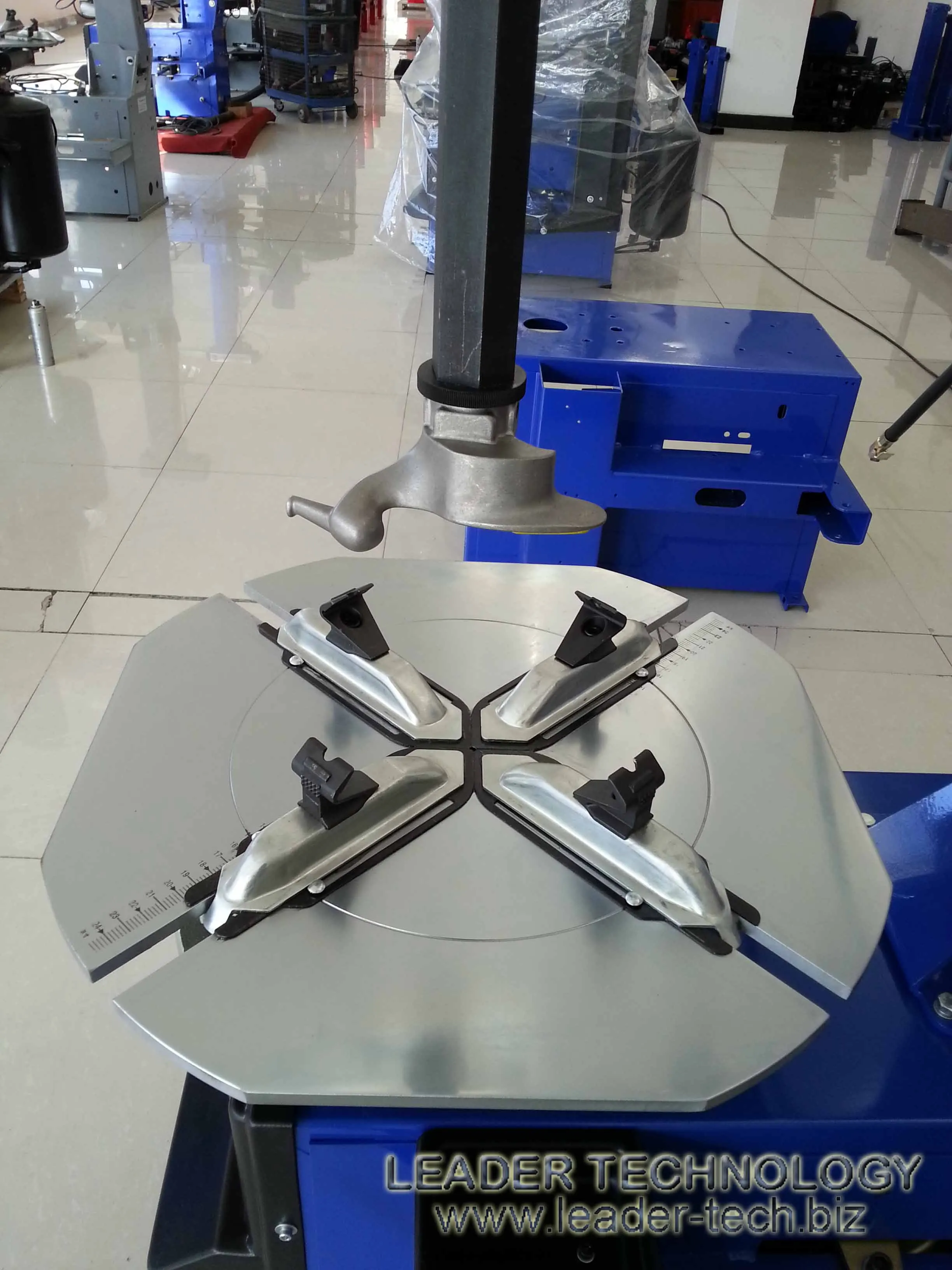 High Quality Car Tyre Changer - LD-900 with CE Certification