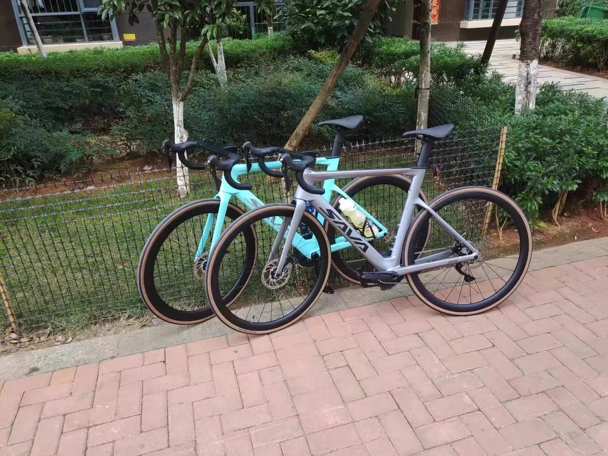 SAVA A7 Racing Road Bike - Lightweight Carbon Fiber Bike