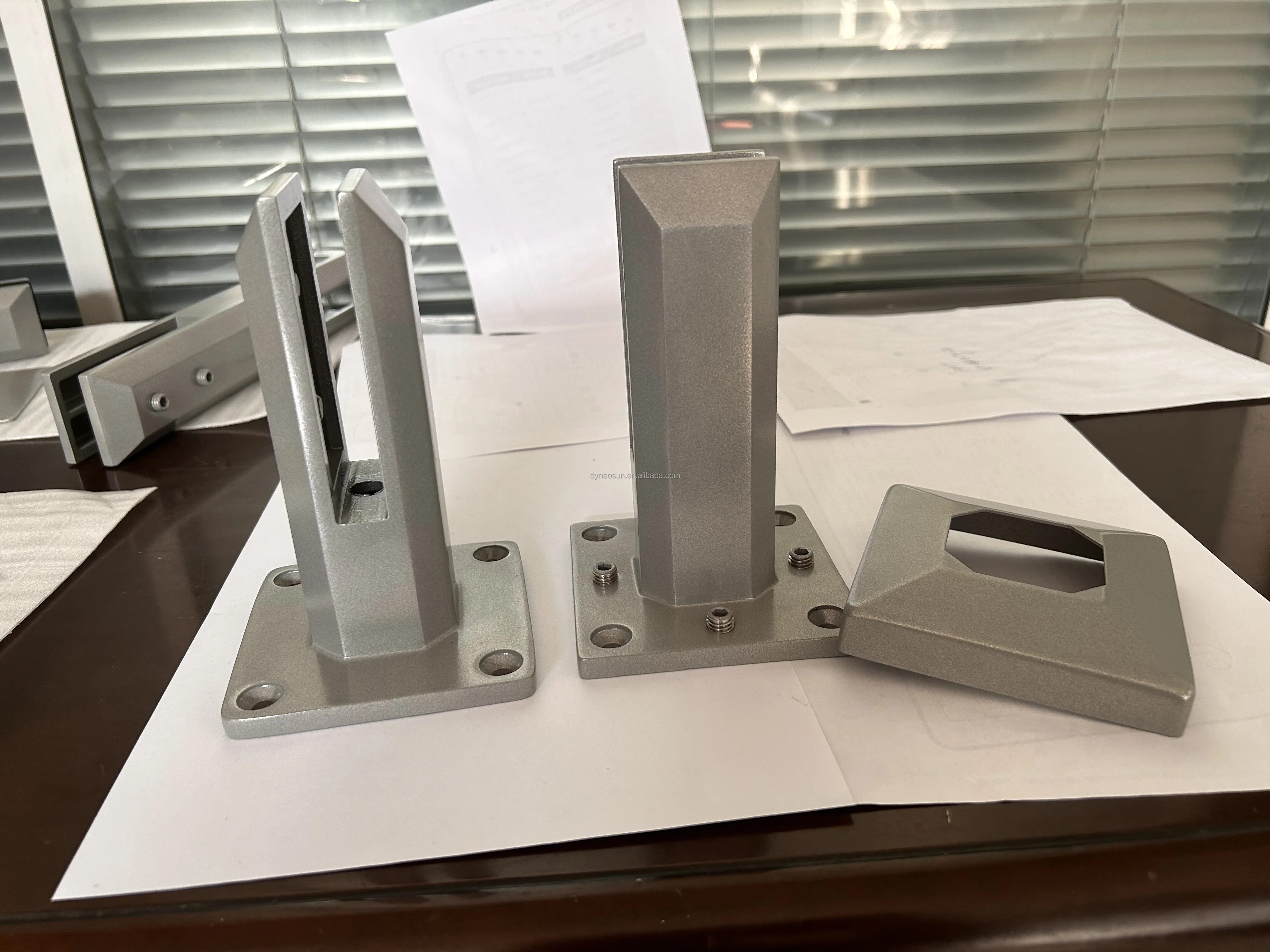 2205 Balustrade Pool Fencing Glass Railing Clamp - Buy Glass Railing ...