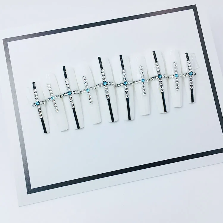 Hand-Painted Pressure Nail Artificial Luxury Nails Elements Pure ...