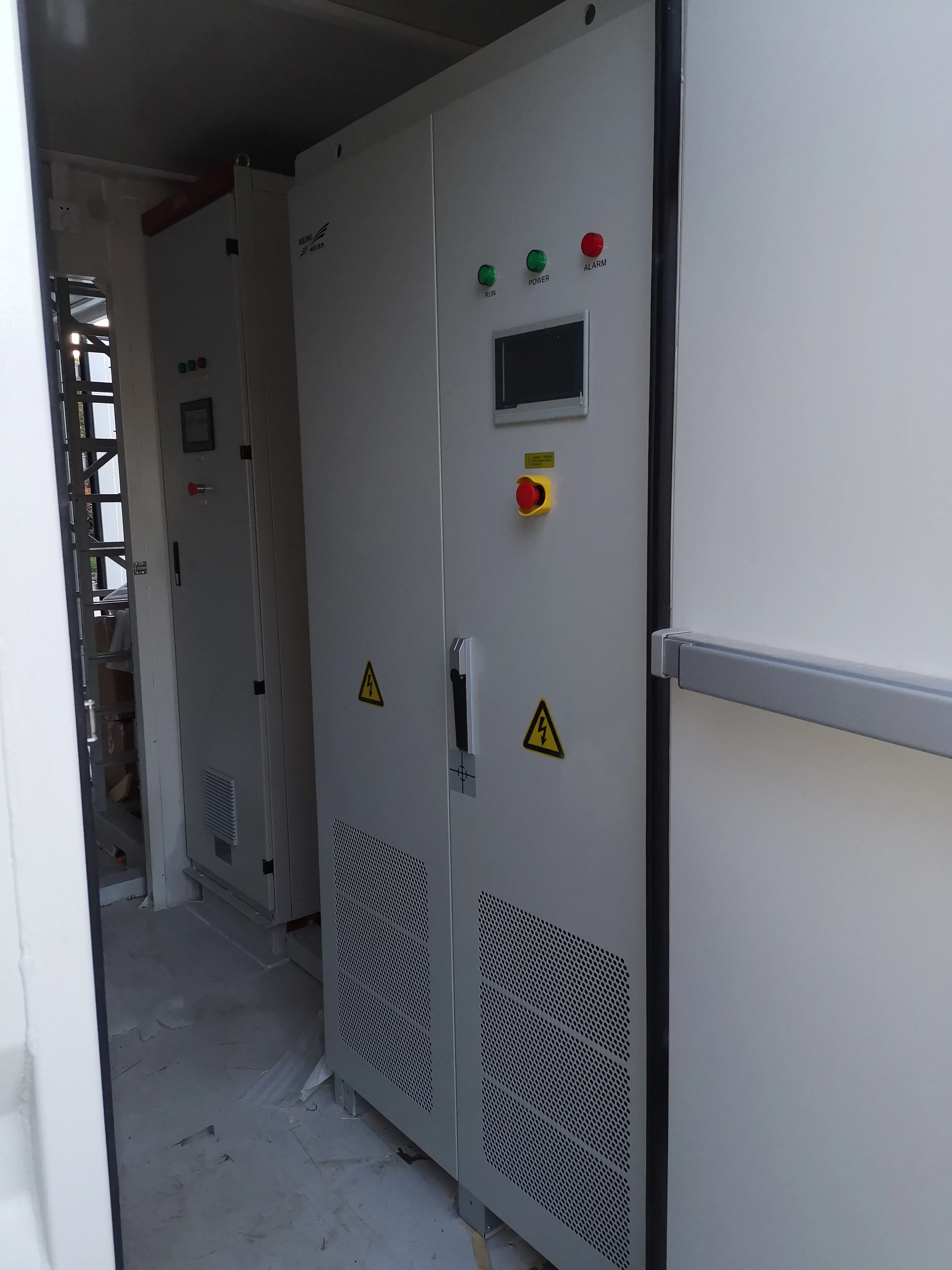 100kwh 200kwh BESS Solar Battery Power Bank Energy Storage Systems for ...