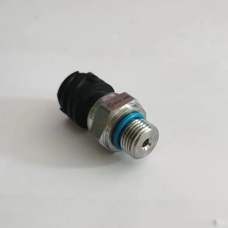 1340 Oil Pressure Sensor for KALMAR DCF 80-100 Reach Stacker