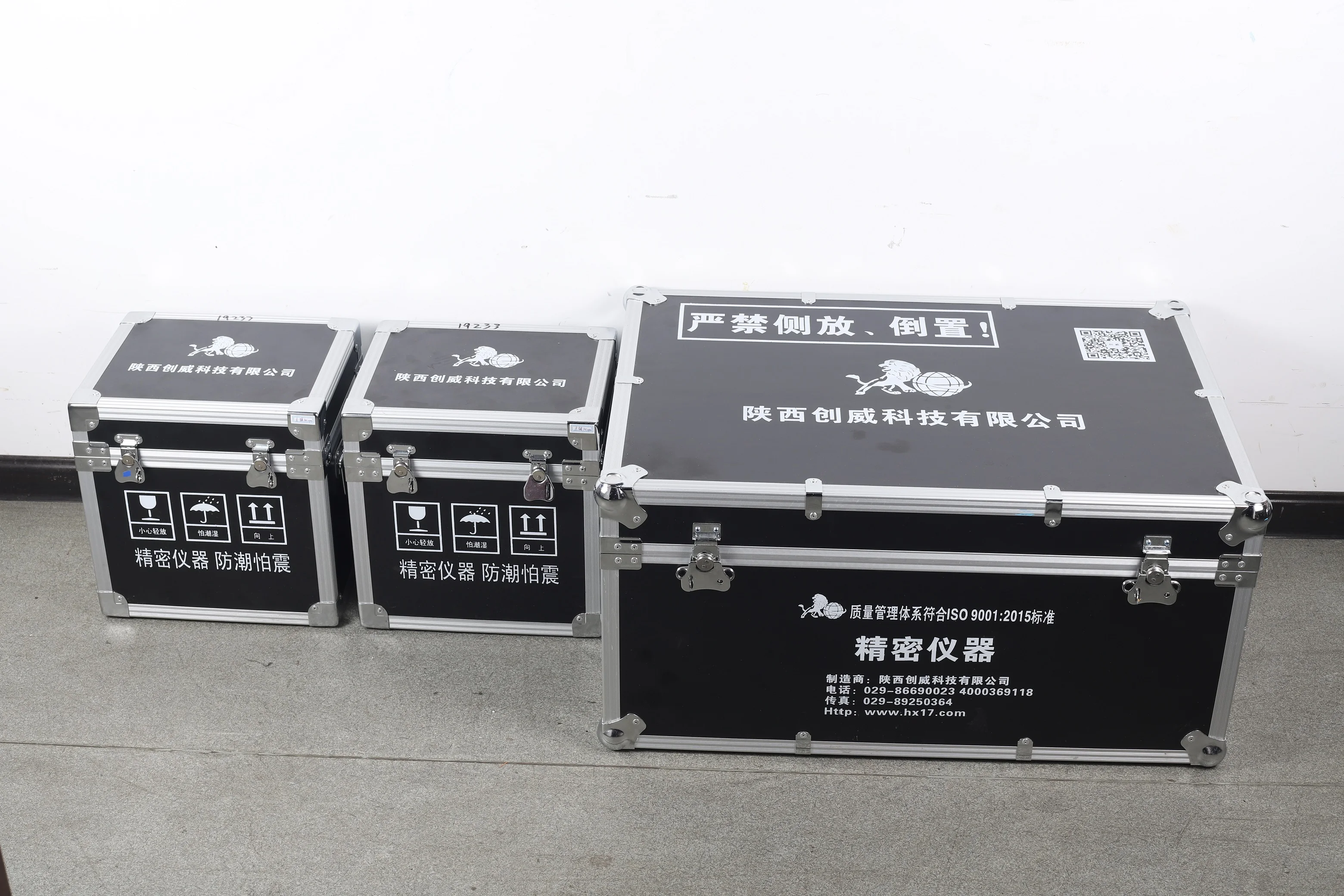 Pneumatic Dead Weight Tester - Precision & Reliability