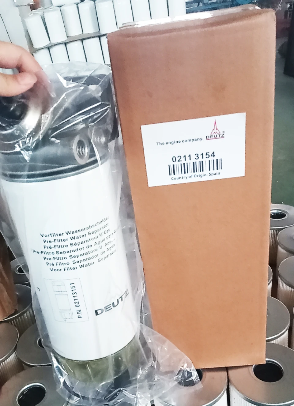 Long Service Life Deutz Tcd2013 Fuel Prefilter 04295422 04295664 ...