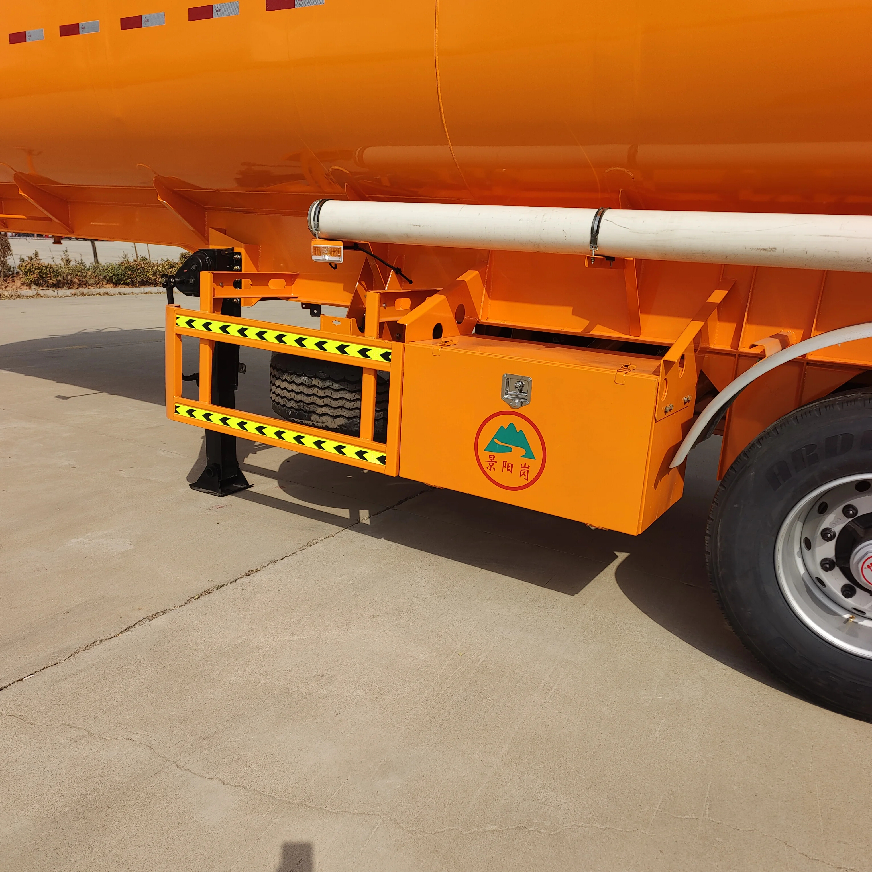 High Quality 3-axis 42000l Diesel & Gasoline Tank Truck Trailers ...