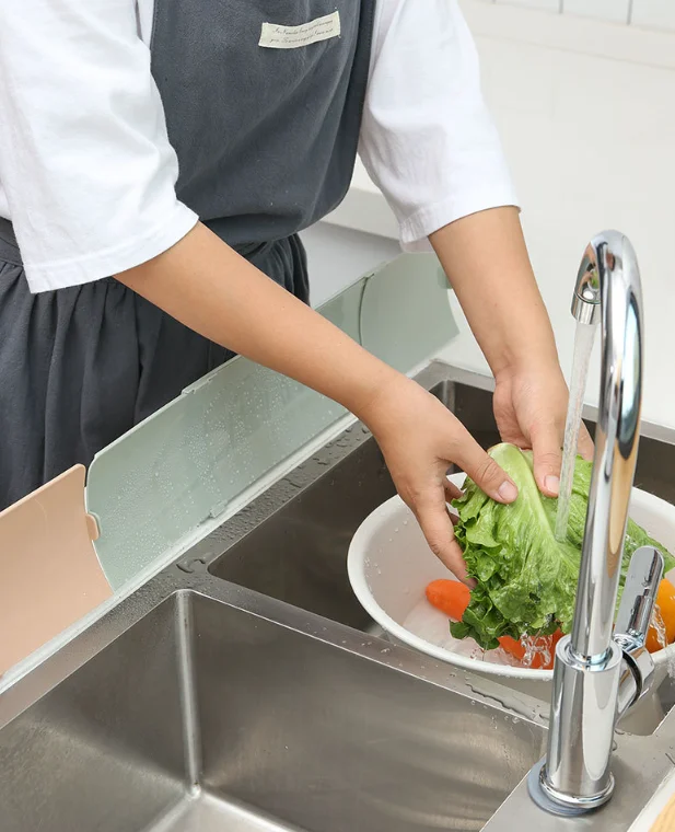 Adjustable Kitchen Sink Splash Guard Kitchen Countertop Reusable ...
