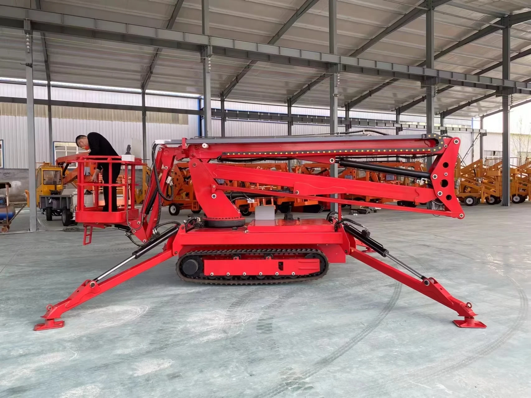 12m-28m Aerial Man Lift Tracked Crawler Boom Lift Compact Spider Track ...