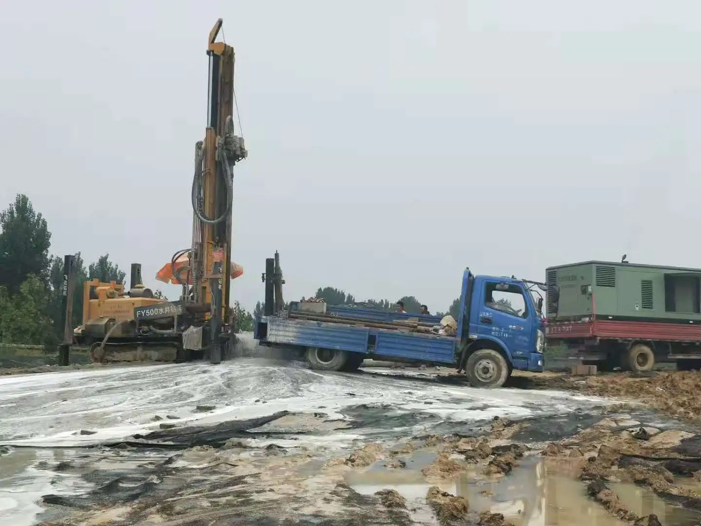 Fy180 Water Well Drill Rig For Teams 100m 150m 180m 200m Crawler Rubber ...