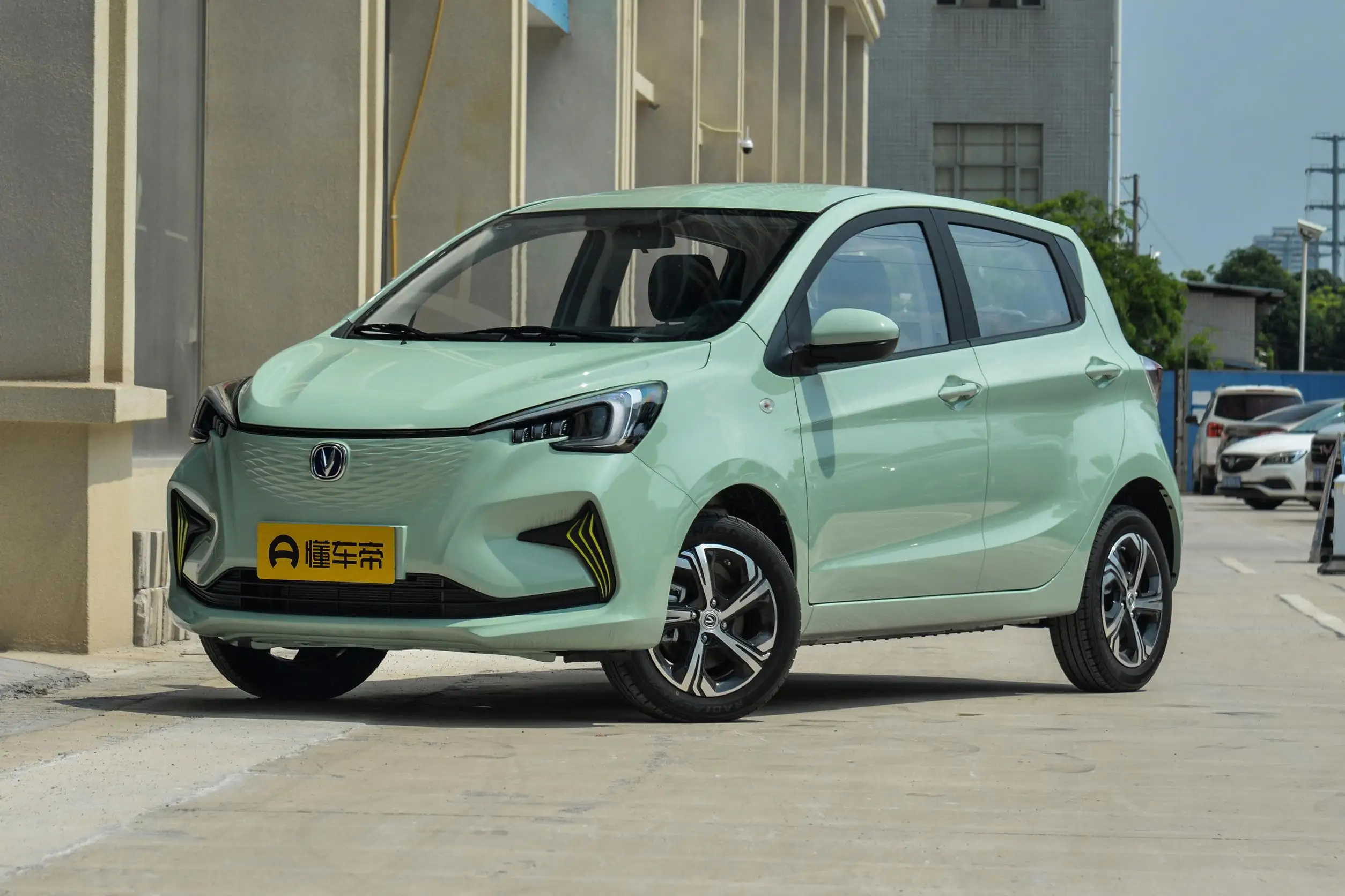 Strong Power New Model Electric Vehicle Changan Benben E-star Changan Ev Car With Low Price ...