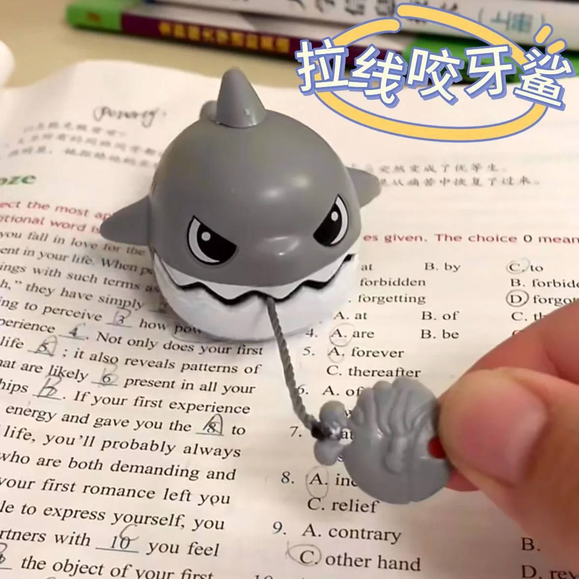 2024 New Pull Back Sharks Cartoon Cute Pull String Bites Sharks Key ...