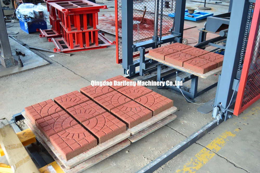Automatic Hydraulic Concrete Color Paver Interlocking Block Machine For ...