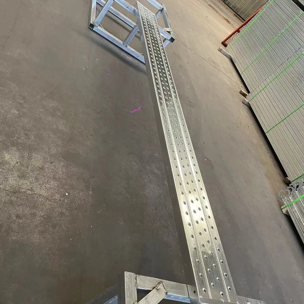 Hot Selling Oem China Factory Steel Springboard Construction Industry ...