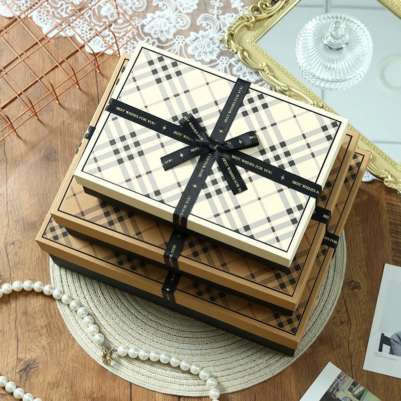 Custom Luxury Plaid Rectangle With Hand Gift Box Christmas Birthday ...