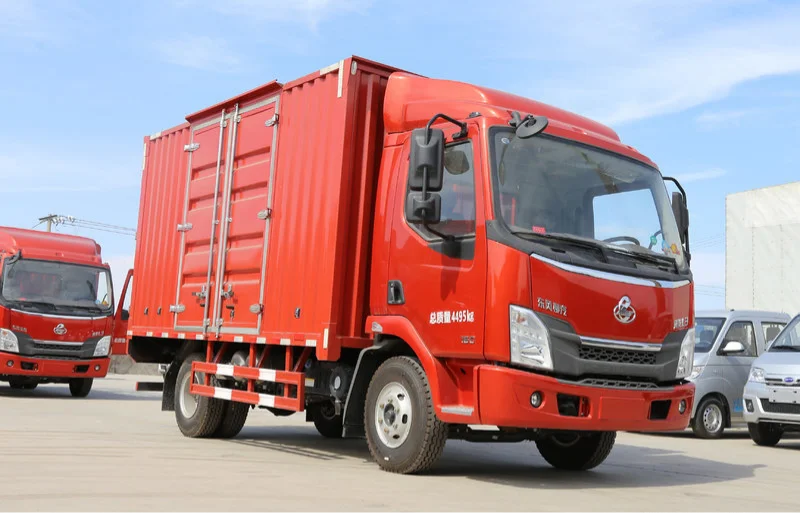 CHENGLONG L3 4X2 Small Cargo Truck - Efficient Logistics