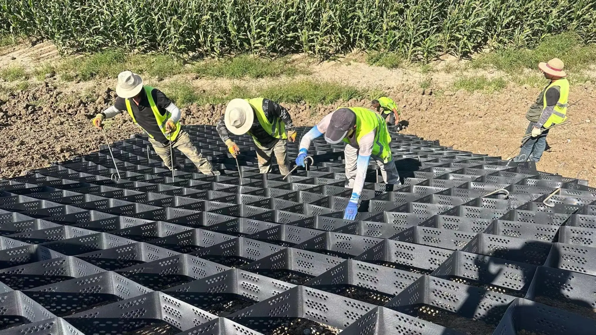 Geocell Hdpe Effectively Provide Lateral Confinement To Infill Material ...