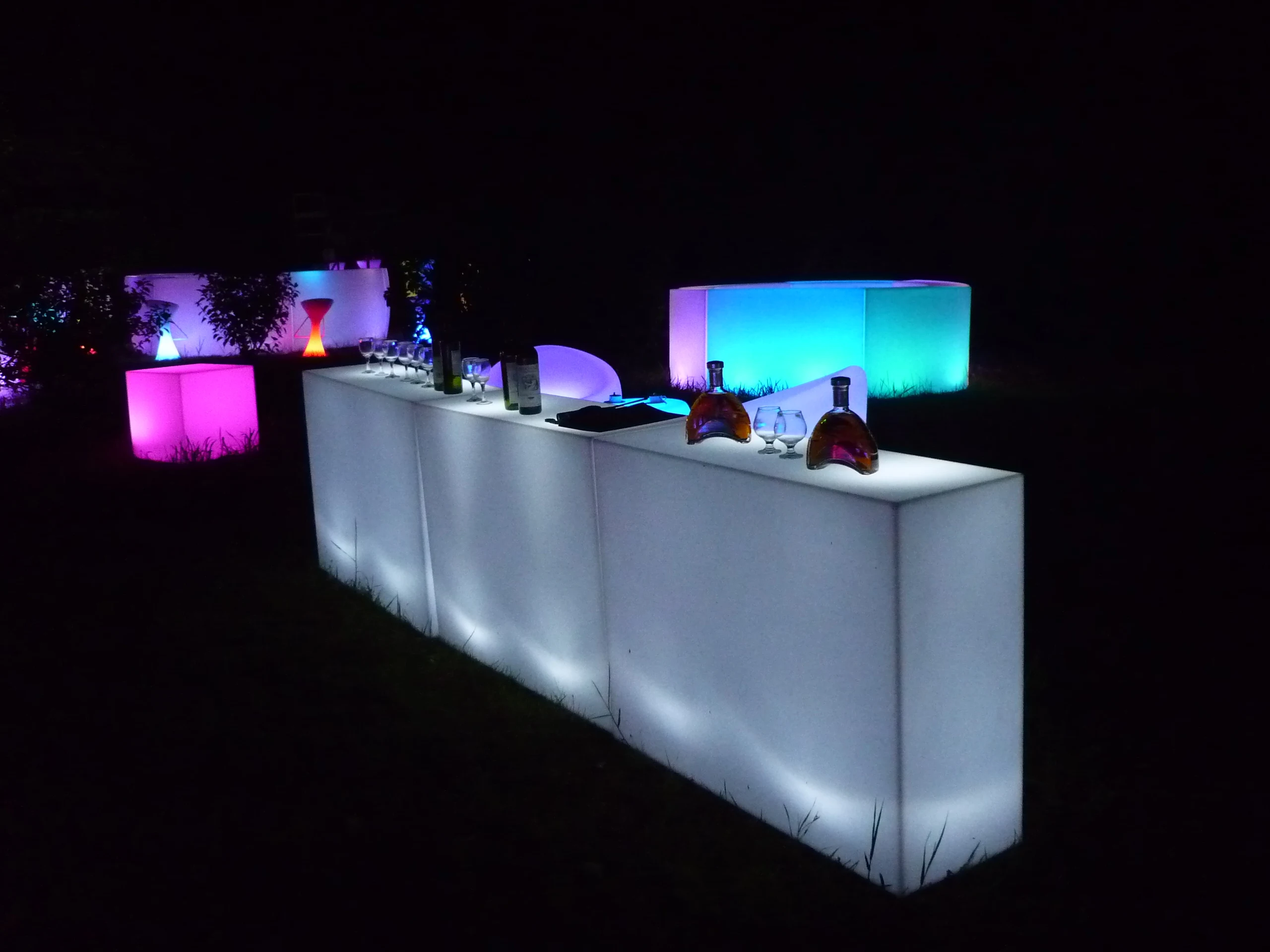 90cm Height Illuminated Straight Banquet Table Light Weight Pub ...