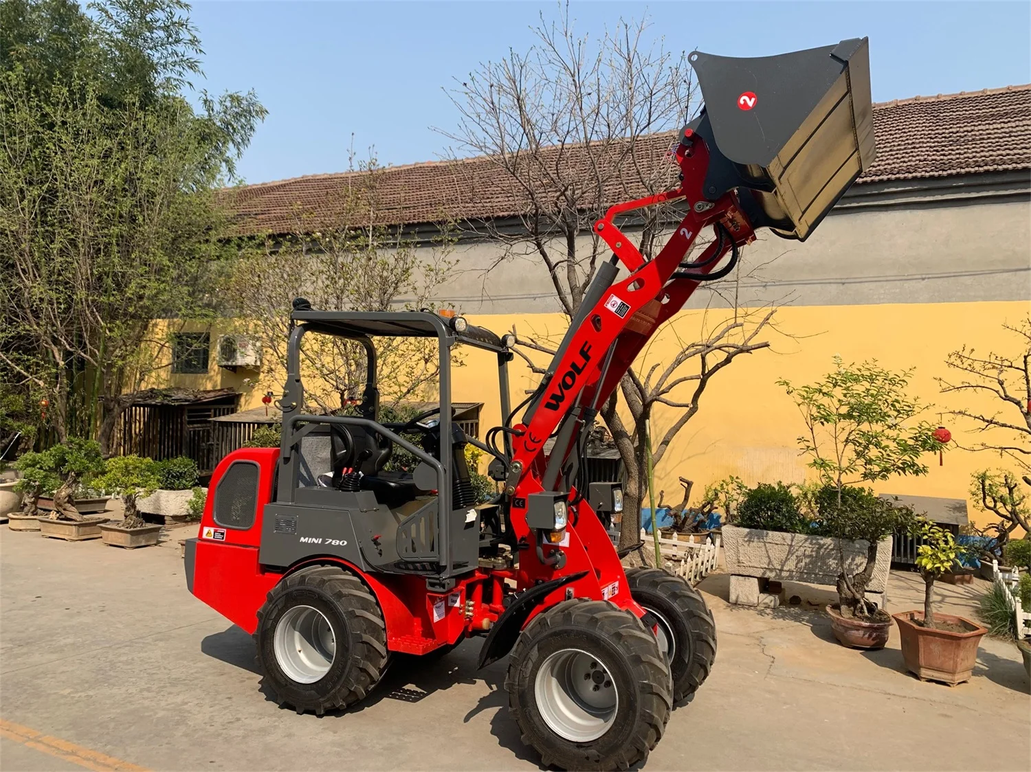 Wolf Mini Loader 4wd Small Front End Loader Articulated Wheel Loader ...