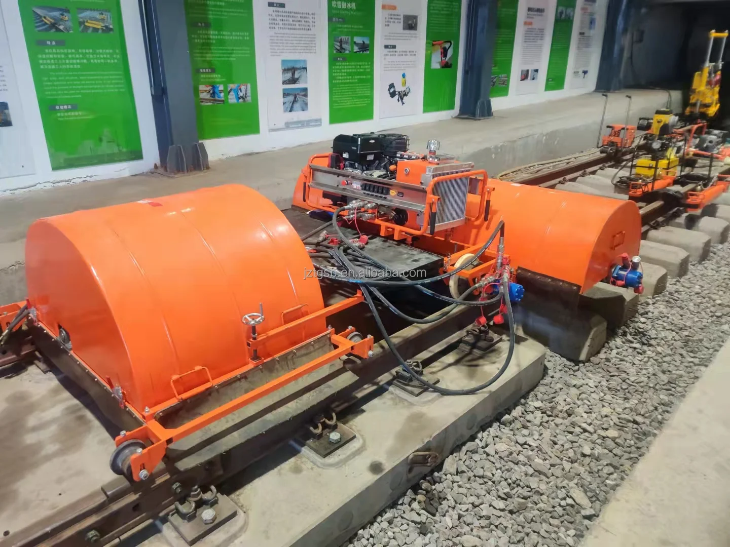 YZSZ-5 Rail Ballast Cleaner - Efficient Railway Equipment