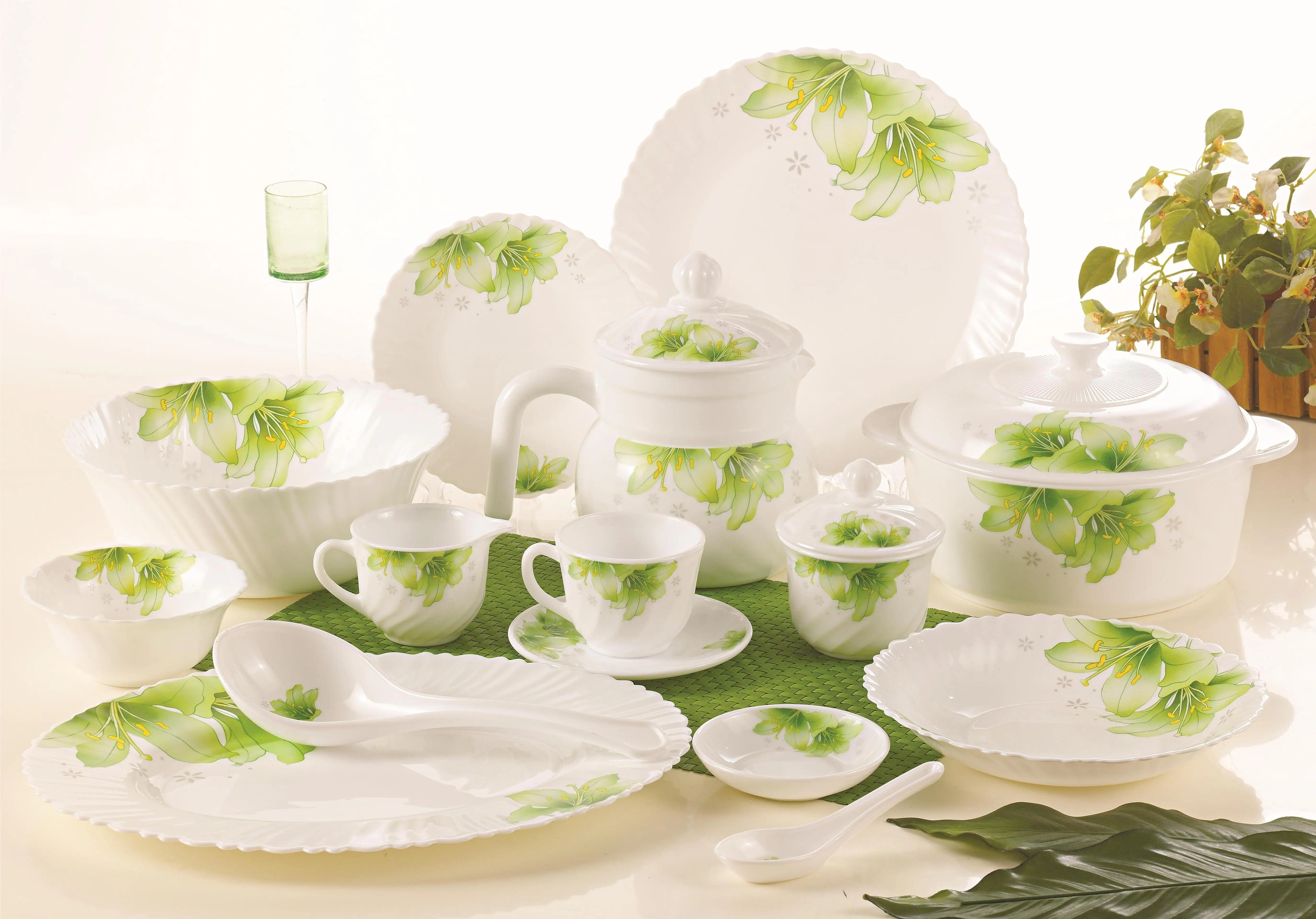 72 Pcs Dinner Set - Luxury Opal Glass with Arabic Decals