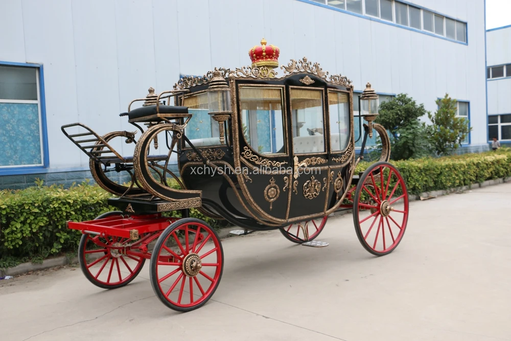 Copper-colored Royal Horse Drawn Carriage/ Full Enclosed Exhibition ...