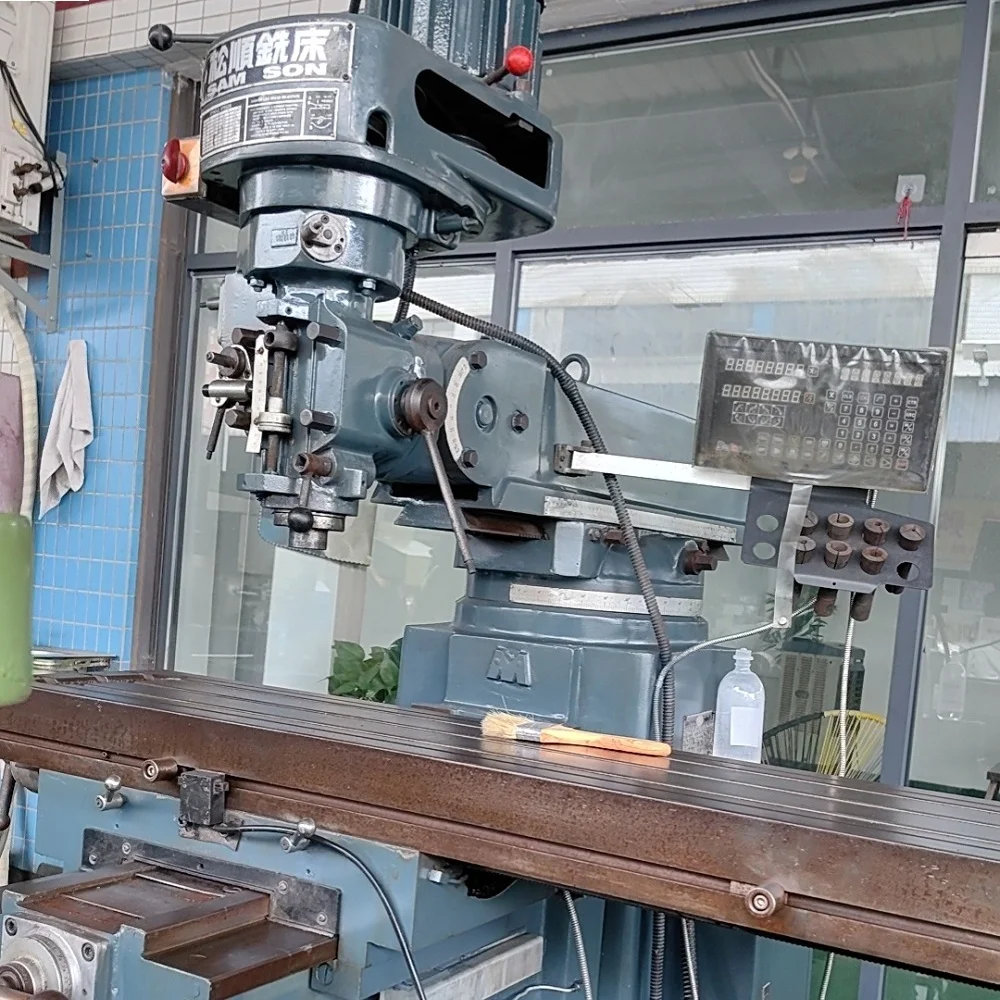 Used Vertical CNC Milling Drilling Tapping Machine Secondhand in Good ...