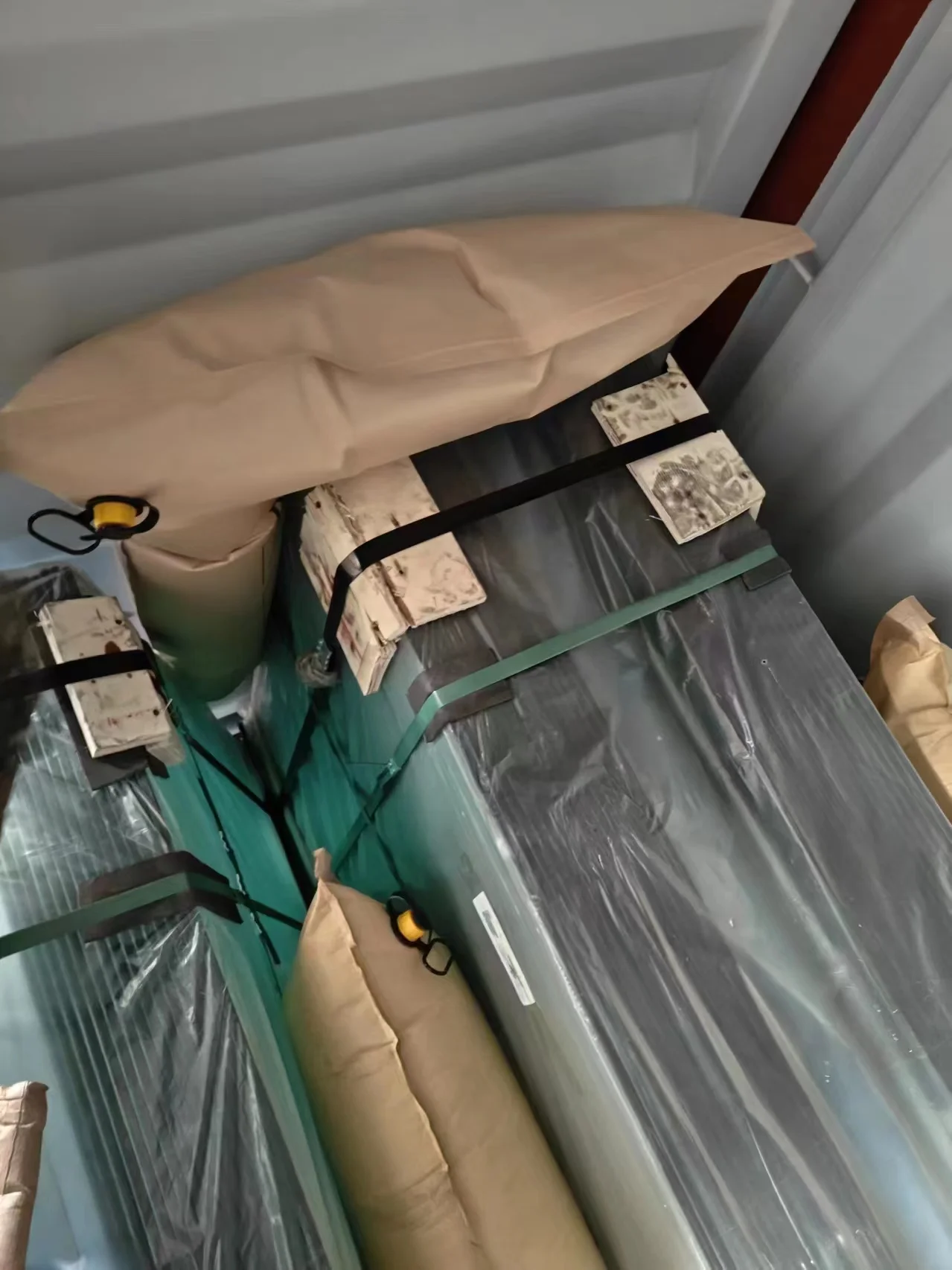 Faotory Aluminum Pergola Sliding Door 10mm Tempered Glass 1 cm Veranda ...