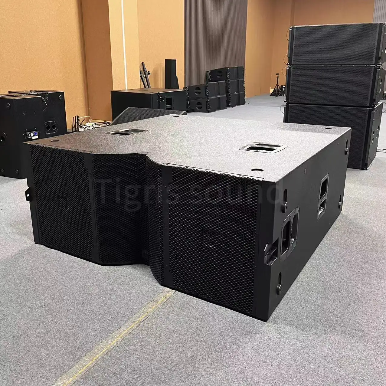 JBL VTX G28 - Dual 18 Inch Subwoofer for Powerful Stage Audio