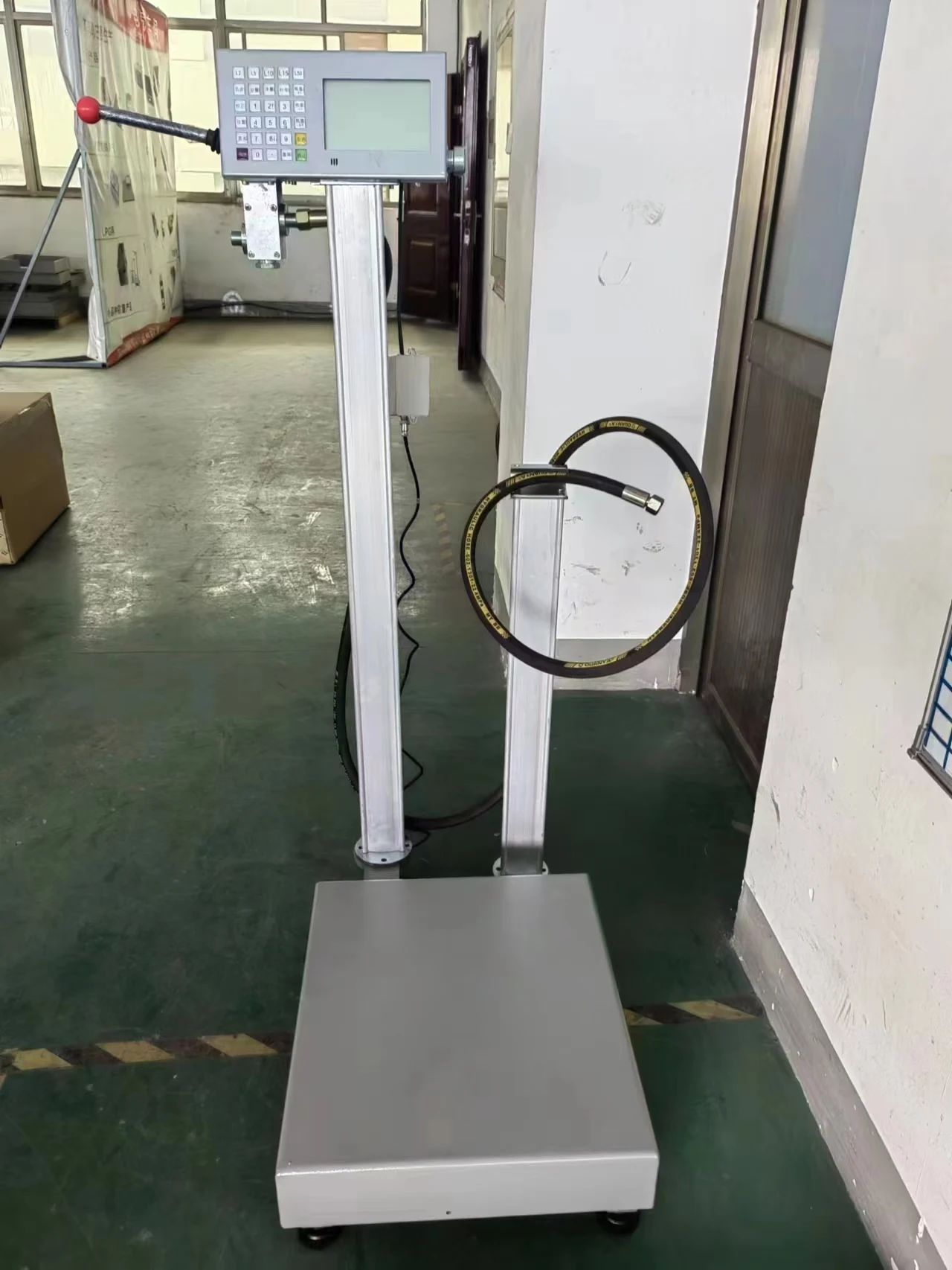 Gas Cylinder Scale - Precision Weighing for LPG Filling