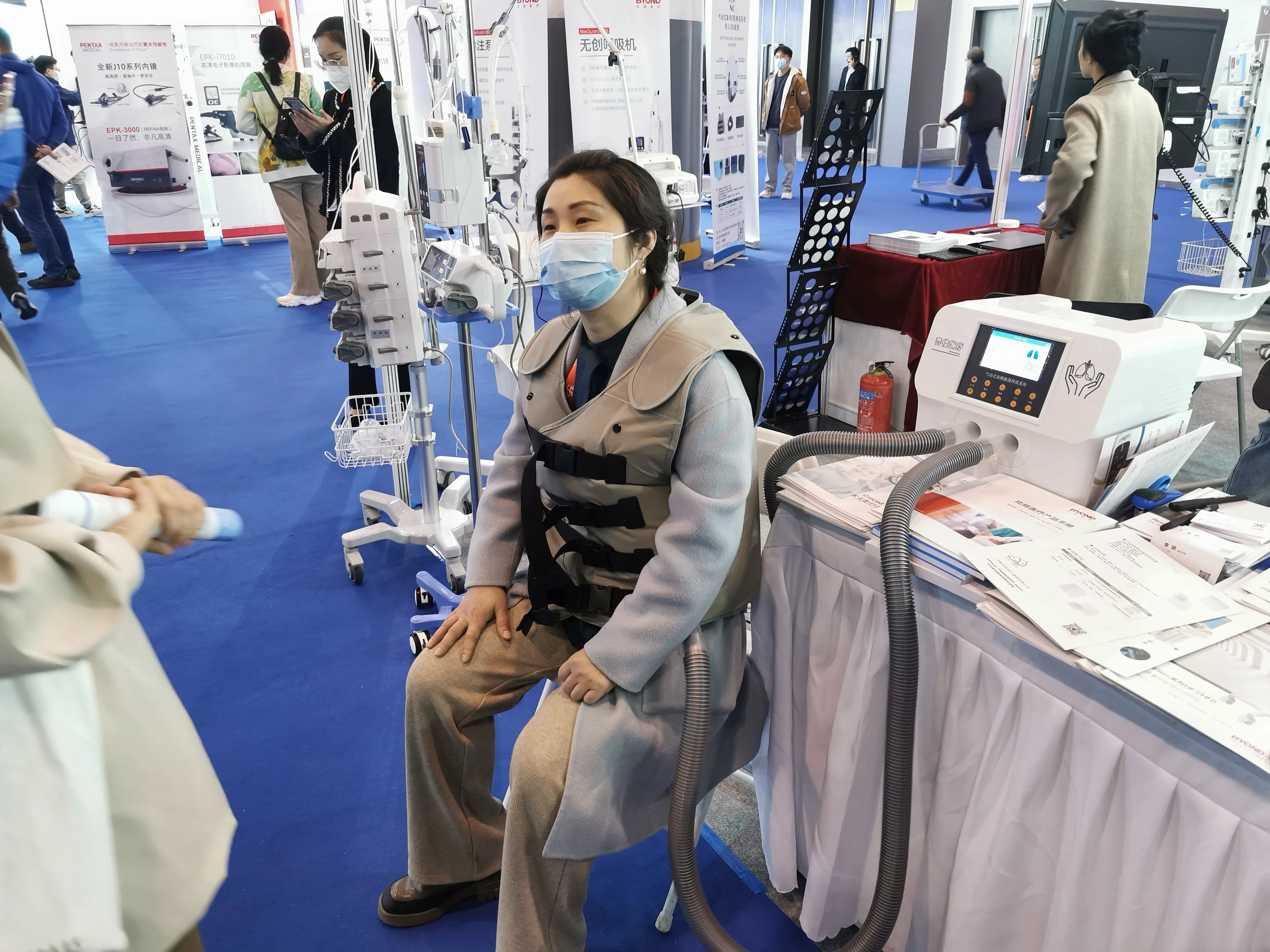 Chest Therapy Vest Style Airway Clearing System Suitable For Infants ...