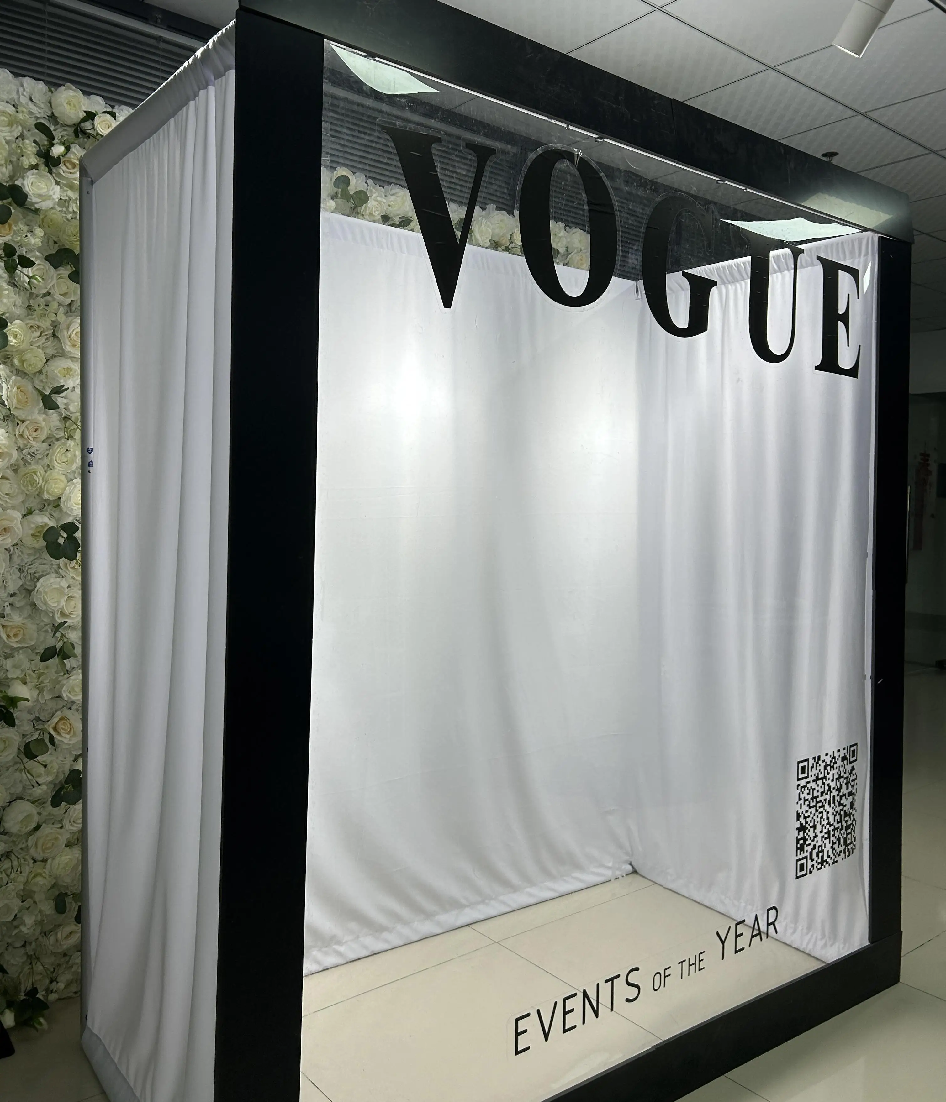 Wedding Party Decoration Custom Magazine Photo Booth Box Backdrop Vogue ...