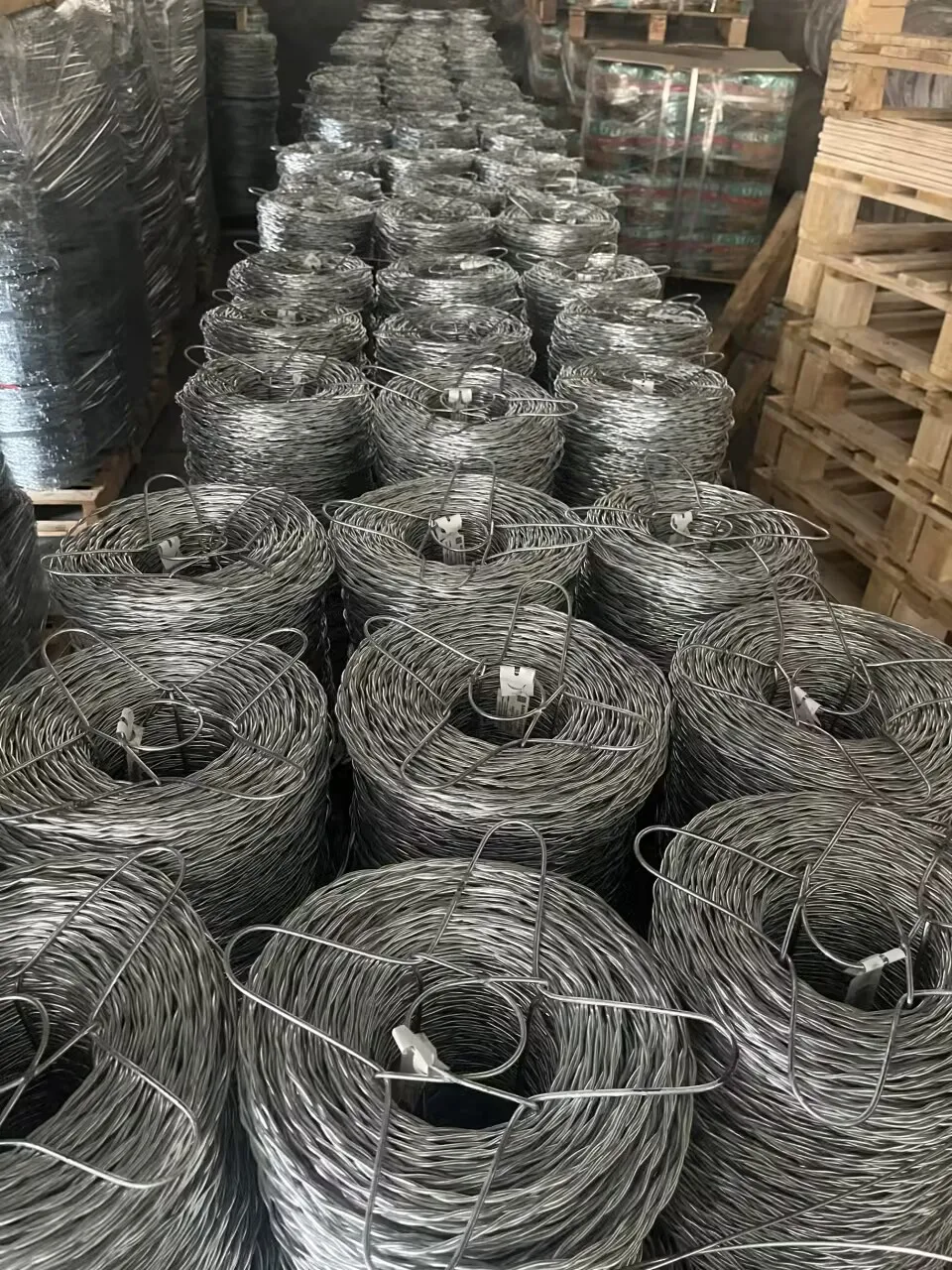 50kg Barbed Wire Price - Buy Good Selling Galvanized Traditional Twist ...