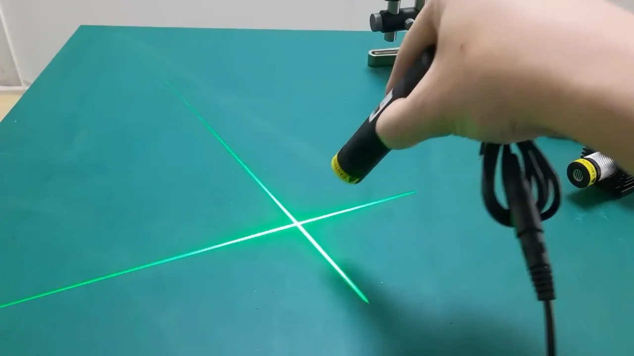 Waterproof Ip67 D22x100mm 520nm Cross Line 10mw 30mw 50mw 80mw 135mw ...