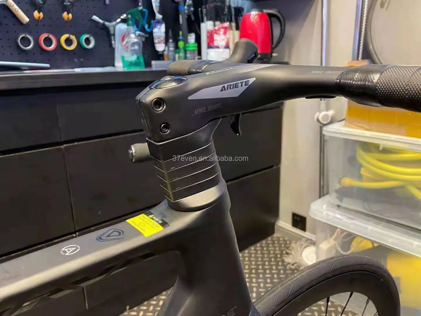 Lightweight Carbon Fiber Road Bike 22 Speed Racing - 700c Disc Brake, Oem